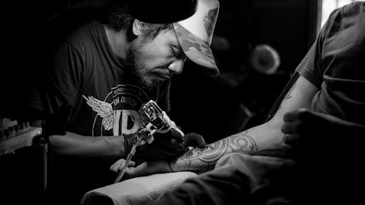 How to Create a Tattoo Apprenticeship Portfolio (With Examples)